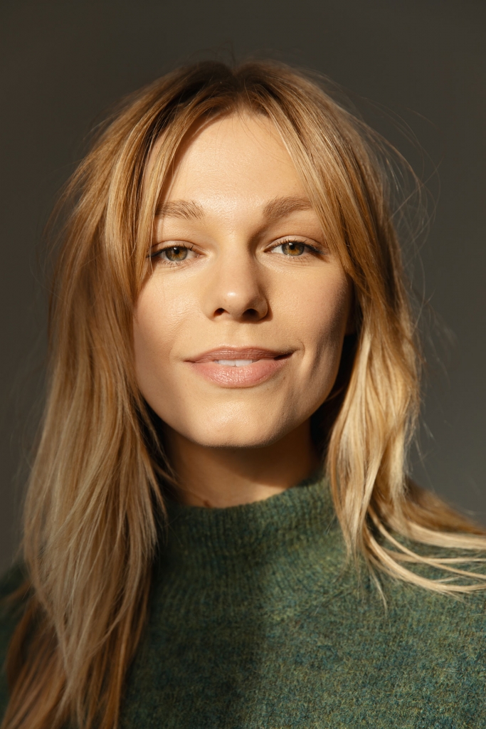 Beauty & Fashion – Courtney V